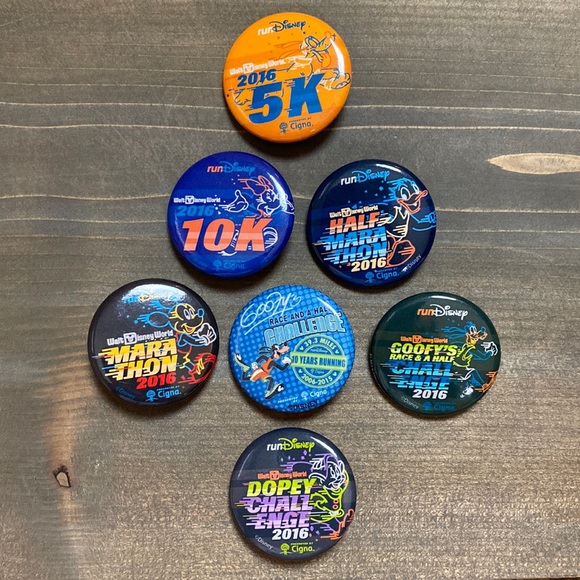 Disney | Accessories | Rundisney Wdw Marathon Weekend 26 Collectors ...